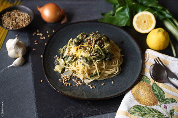 Mangold-Pasta mit Zitrone - Rezepte - Blog - Abokiste 24